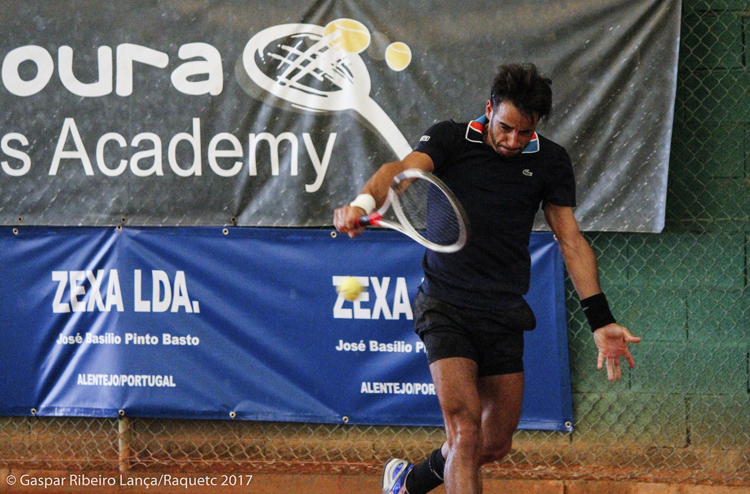 Fred Gil conquista 33.º título de pares na carreira