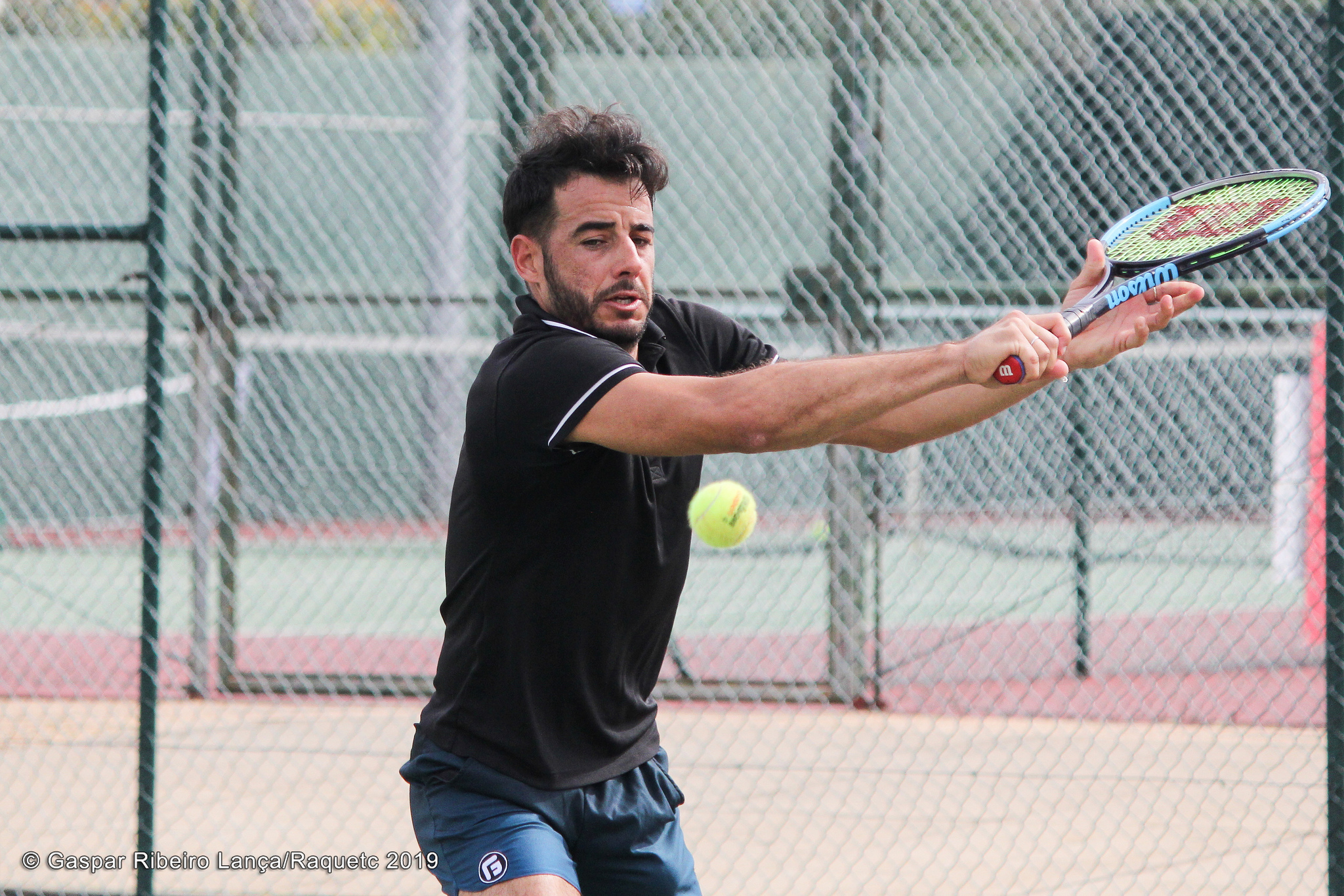 Fred Gil carimba primeiro triunfo na Quinta do Lago | Raquetc