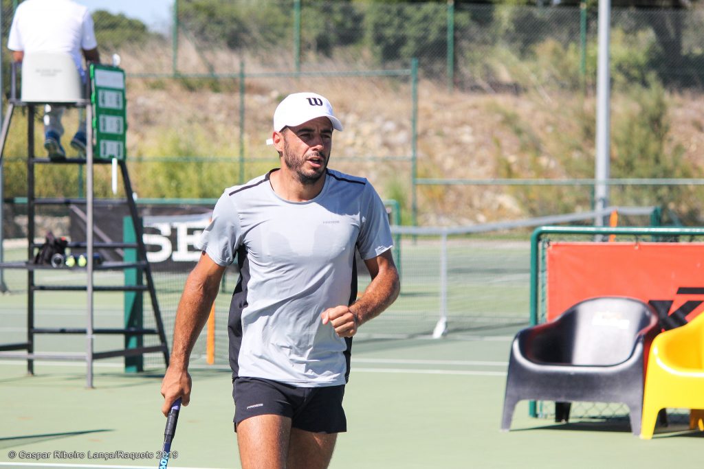 Fred Gil nos quartos de final em Sintra após novo triunfo seguro