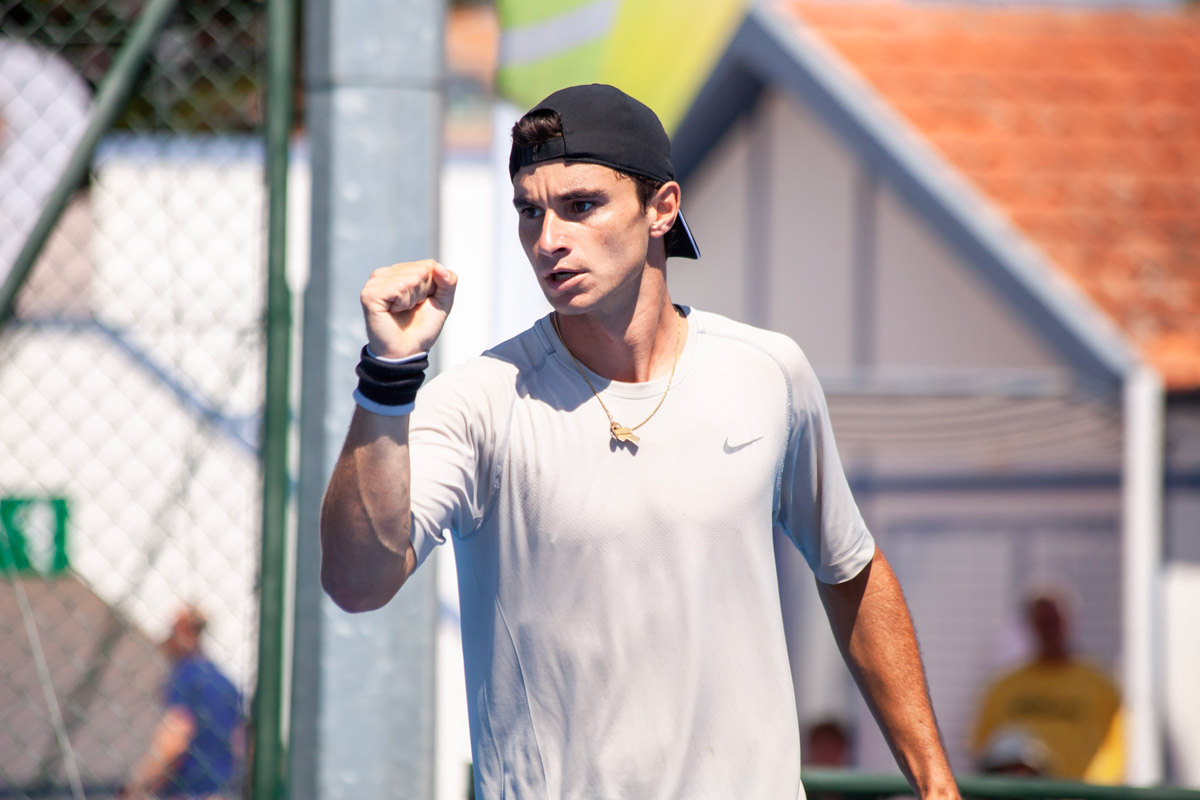 Duarte Vale prolonga boa semana e chega às meias-finais em Monastir