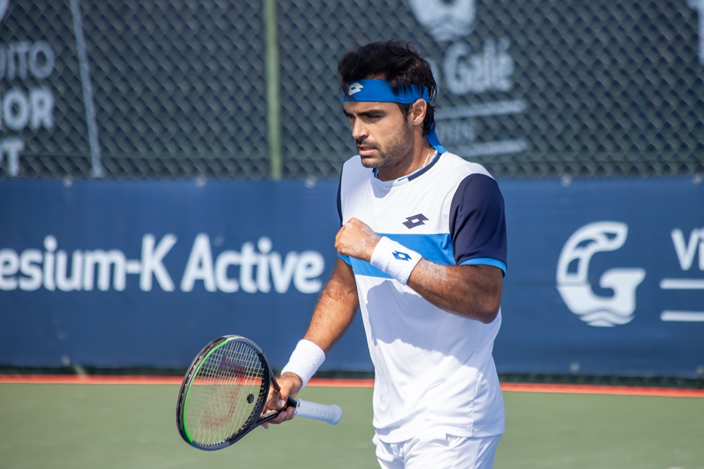Frederico Silva arrasa ex-número 12 ATP na estreia em Roland Garros