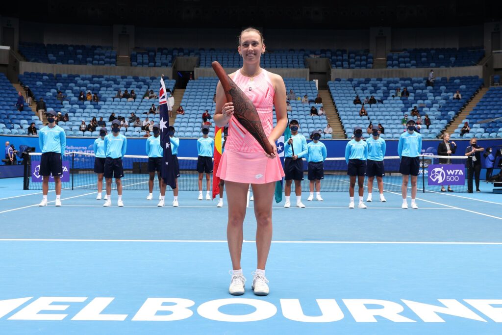 Mertens conquista sexto título da carreira antes do Australian Open