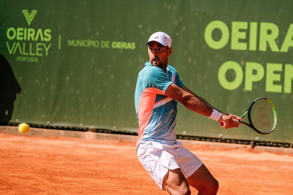 Kuzmanov reencontra amigo Gastão Elias na melhor fase da carreira