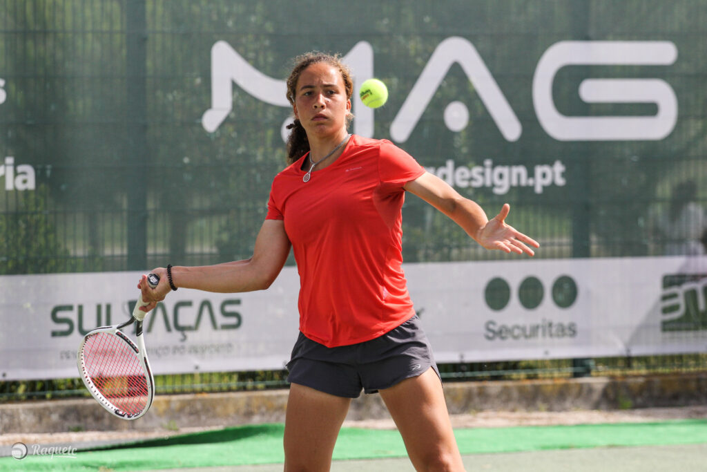 Ana Filipa Santos e Inês Oliveira entram a ganhar no Almada Caparica Open