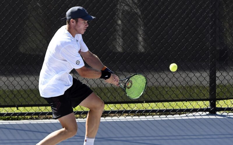 Daniel Rodrigues qualifica-se para os quartos de final com vitória ...
