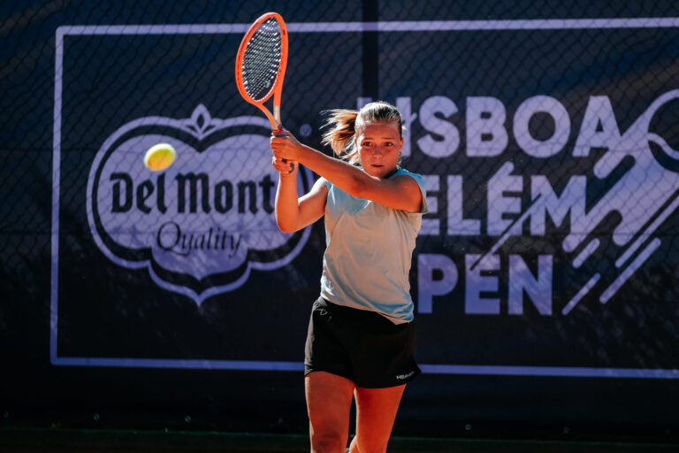 Angelina Voloshchuk e Lena Couto eliminadas no segundo ITF do Porto
