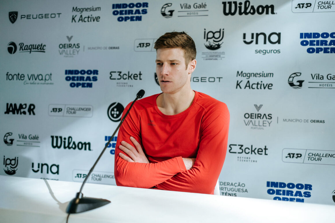 Arthur Fils e Joris De Loore preparados para a história pessoal no Jamor