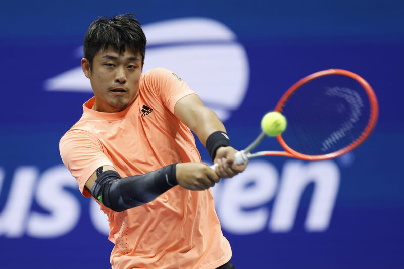 Yibing Wu termina seca de 28 anos para a China em meias-finais ATP