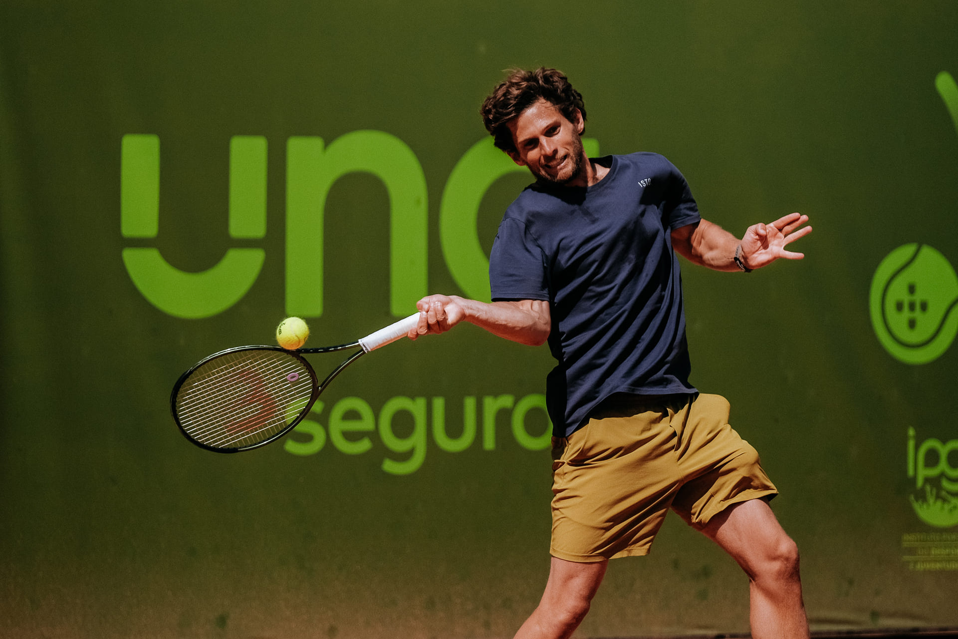 Pedro Sousa afasta top 100 rumo aos quartos de final do Oeiras Open 125