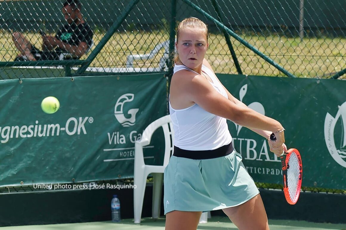 Angelina Voloshchuk estreia-se em quartos de final no Setúbal Ladies Open