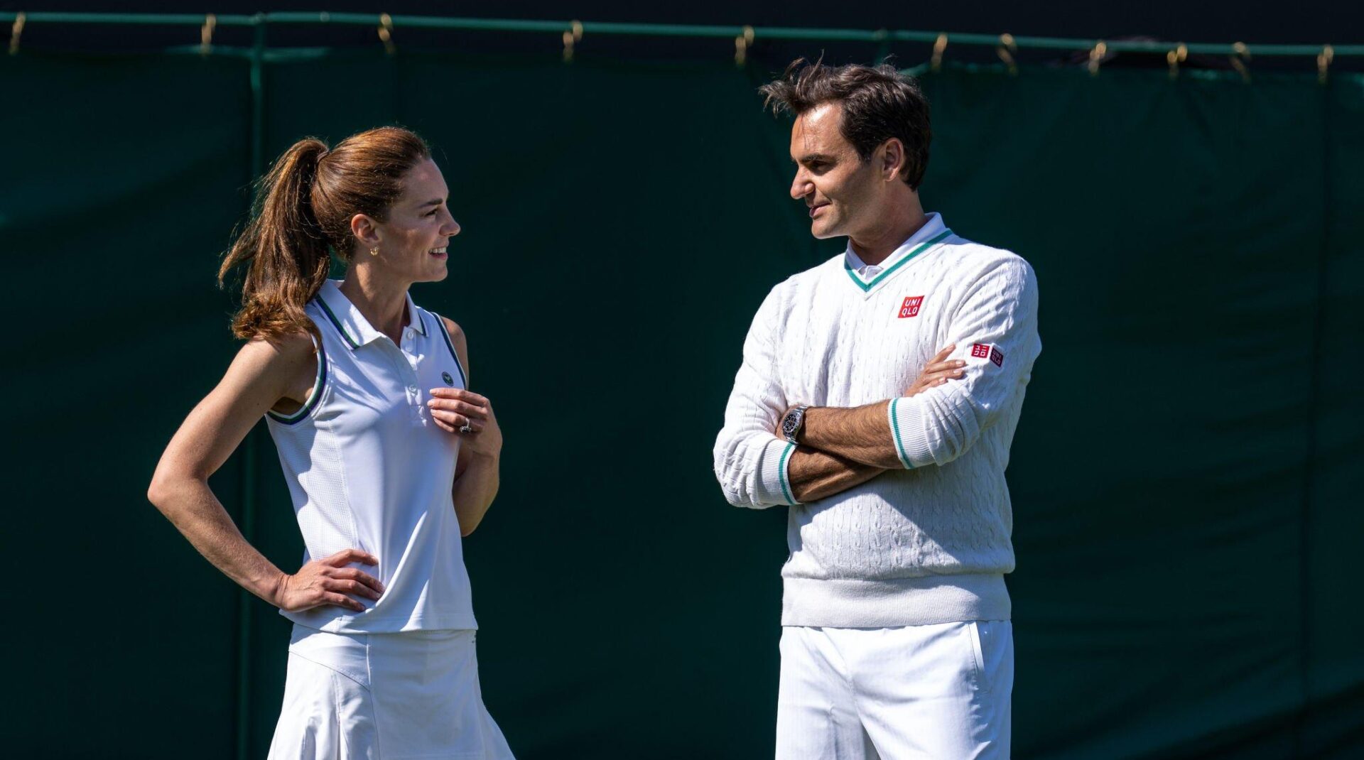 Vídeo: Federer visitou Wimbledon e trocou bolas com a Princesa de Gales
