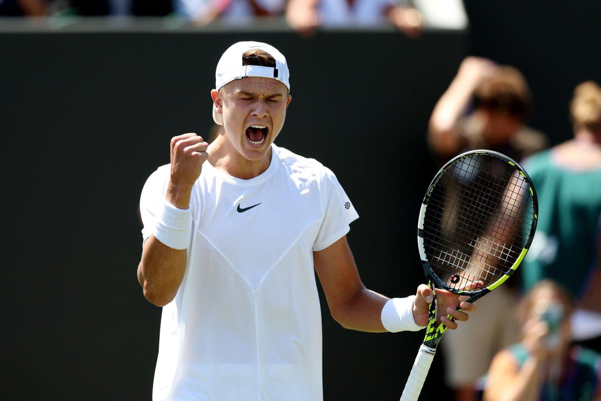 Rune prolonga melhor campanha em Wimbledon e segue para a terceira ronda