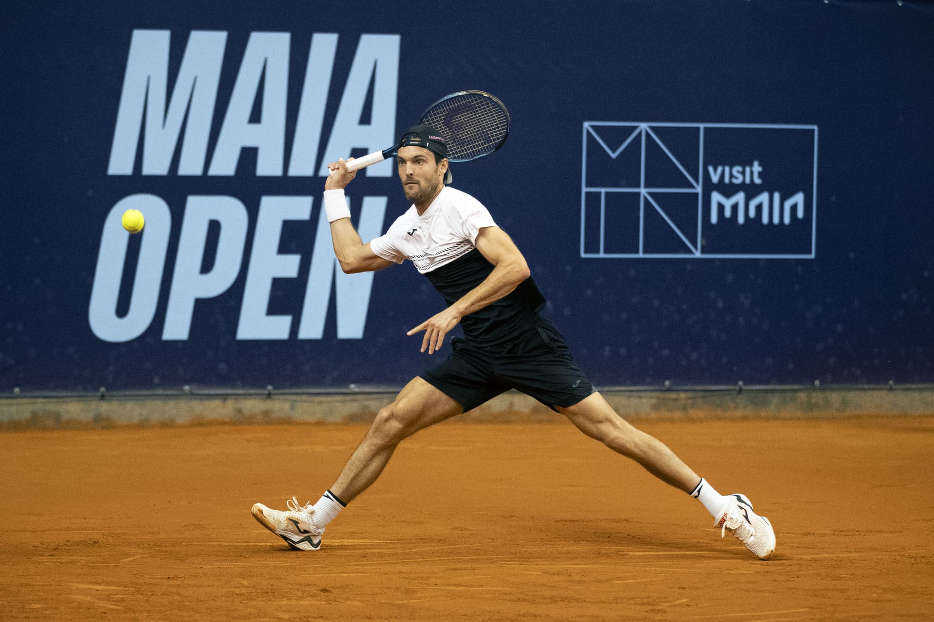 João Sousa estreia-se no Maia Open com vitória que compõe quinteto luso ...