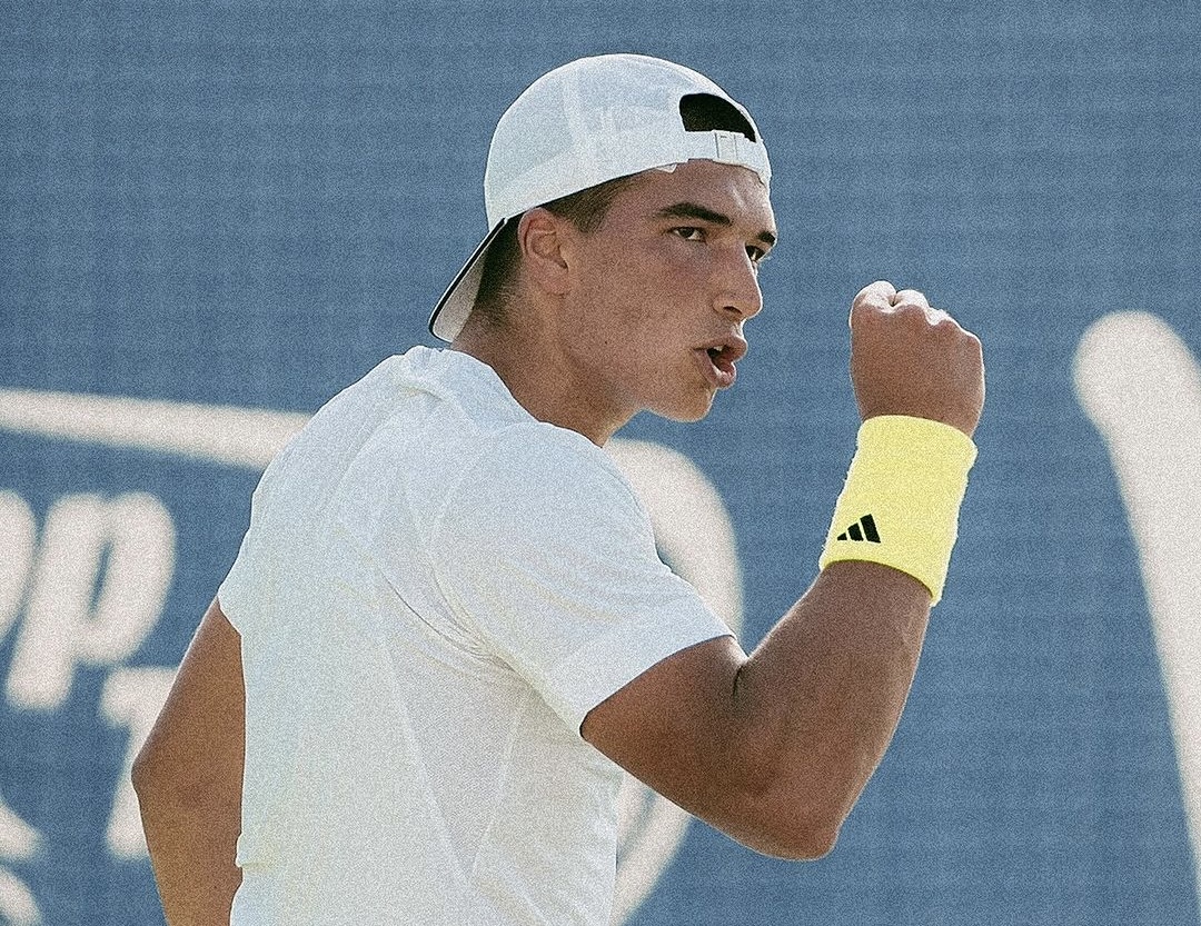 Henrique Rocha vence top 100 e celebra pela primeira vez no quadro ...