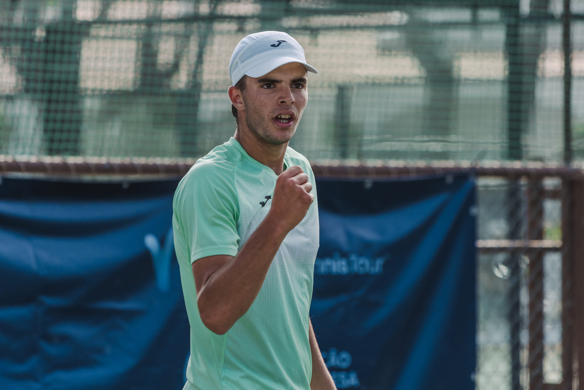 Jaime Faria alcança em Vale do Lobo a quarta final em quatro semanas e ...