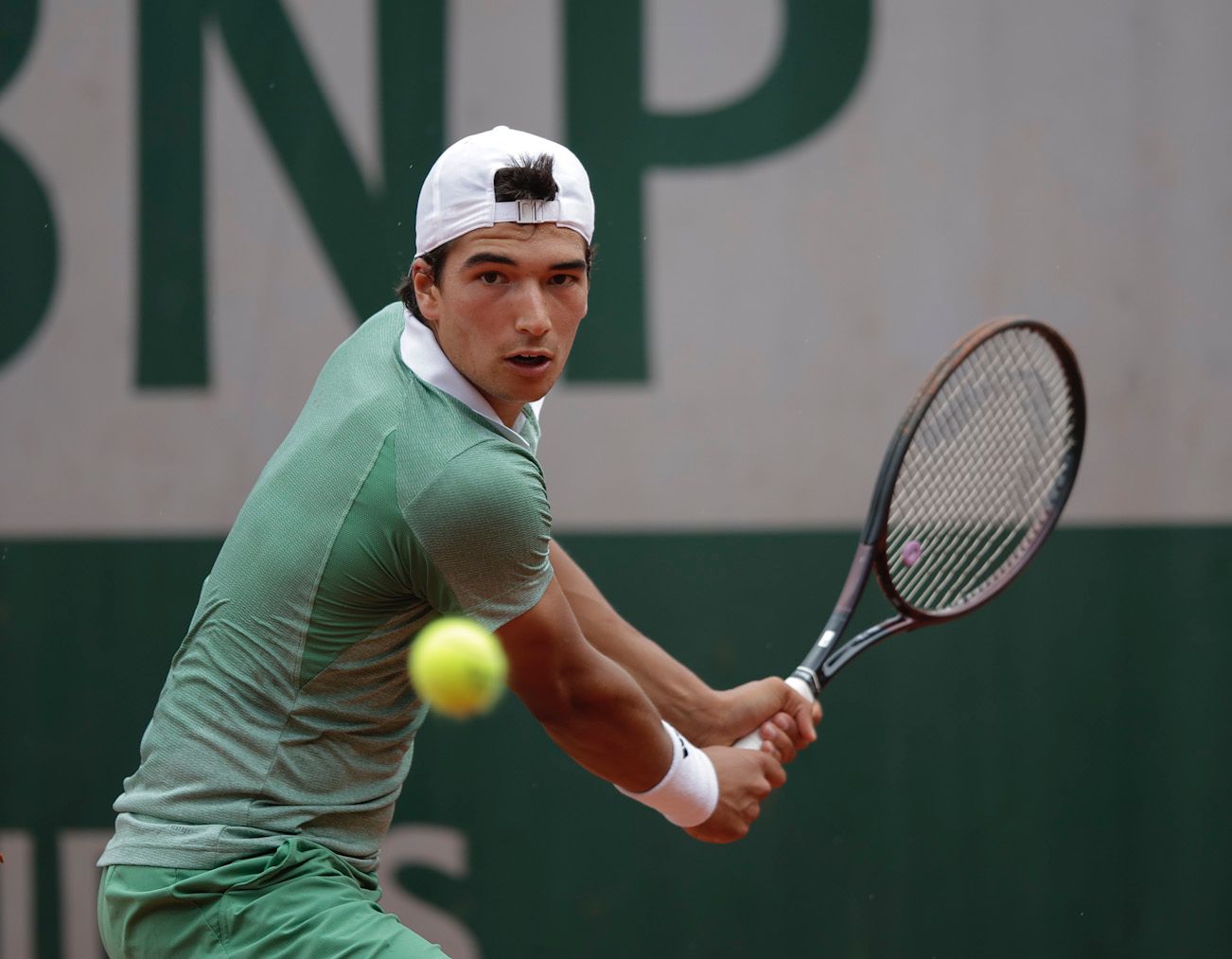 Henrique Rocha sofre reviravolta em Roland-Garros e perde na estreia em ...