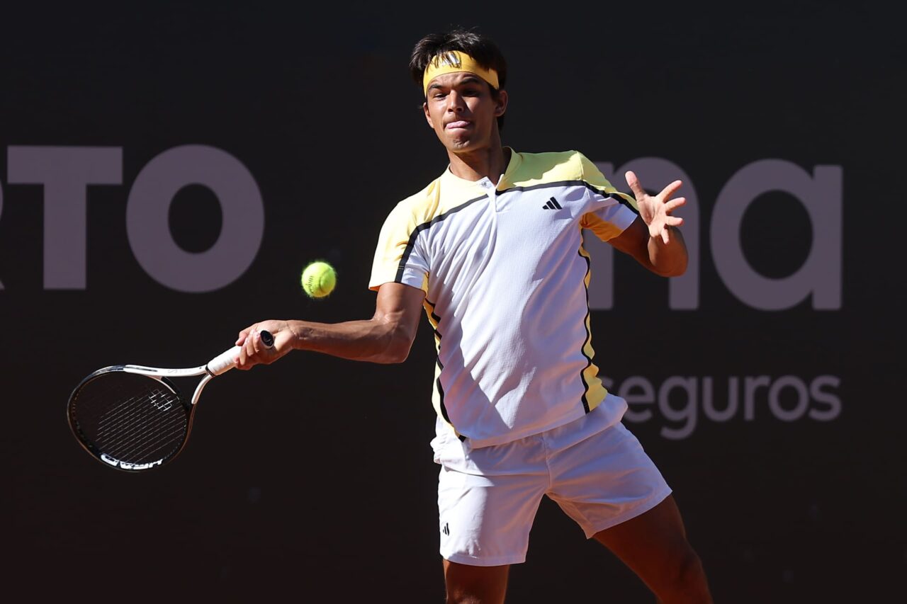 Francisco Rocha salva match points e estreia-se com vitória em Madrid