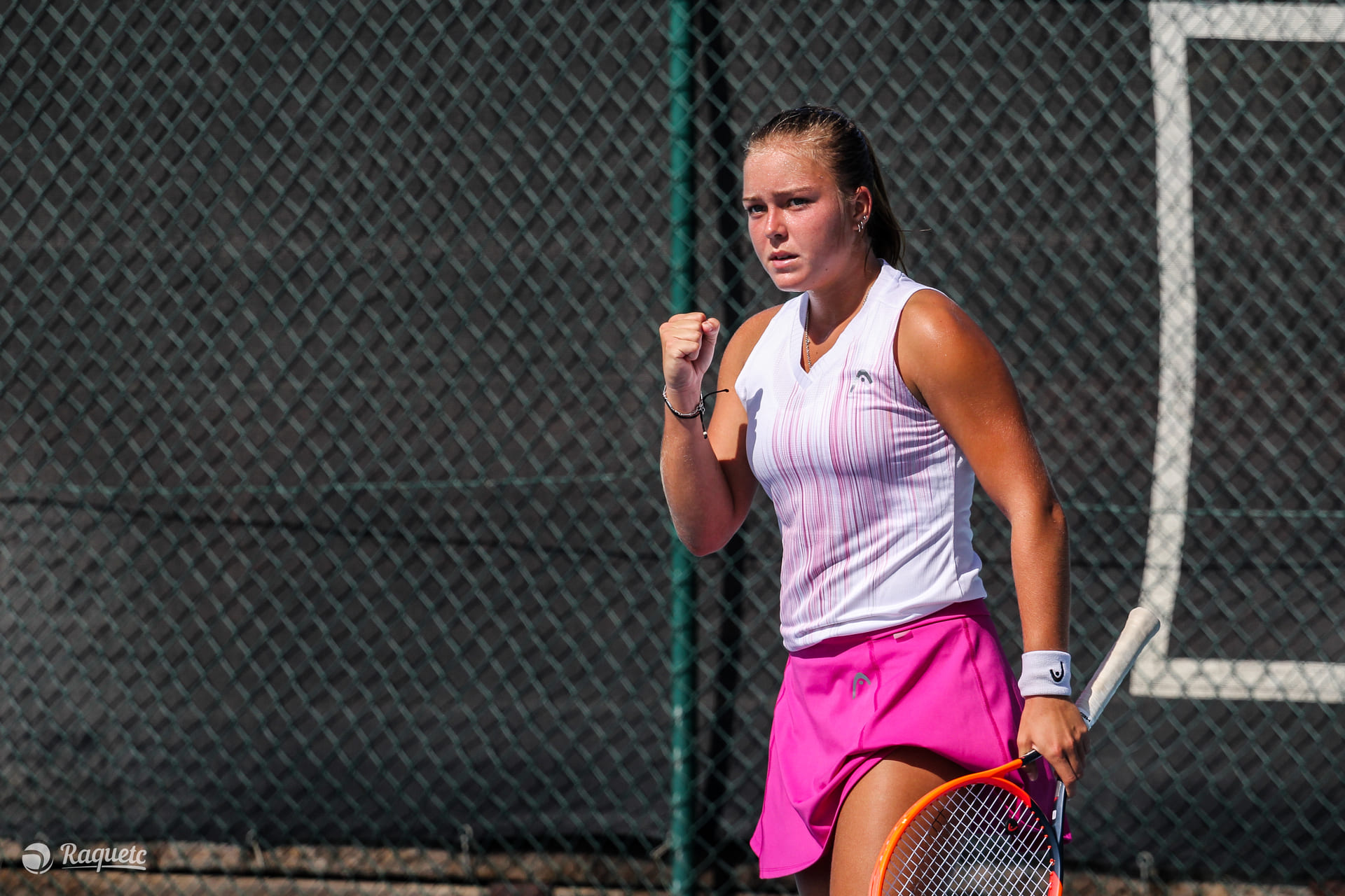 Angelina Voloshchuk na ronda de acesso ao quadro principal do Faro ...