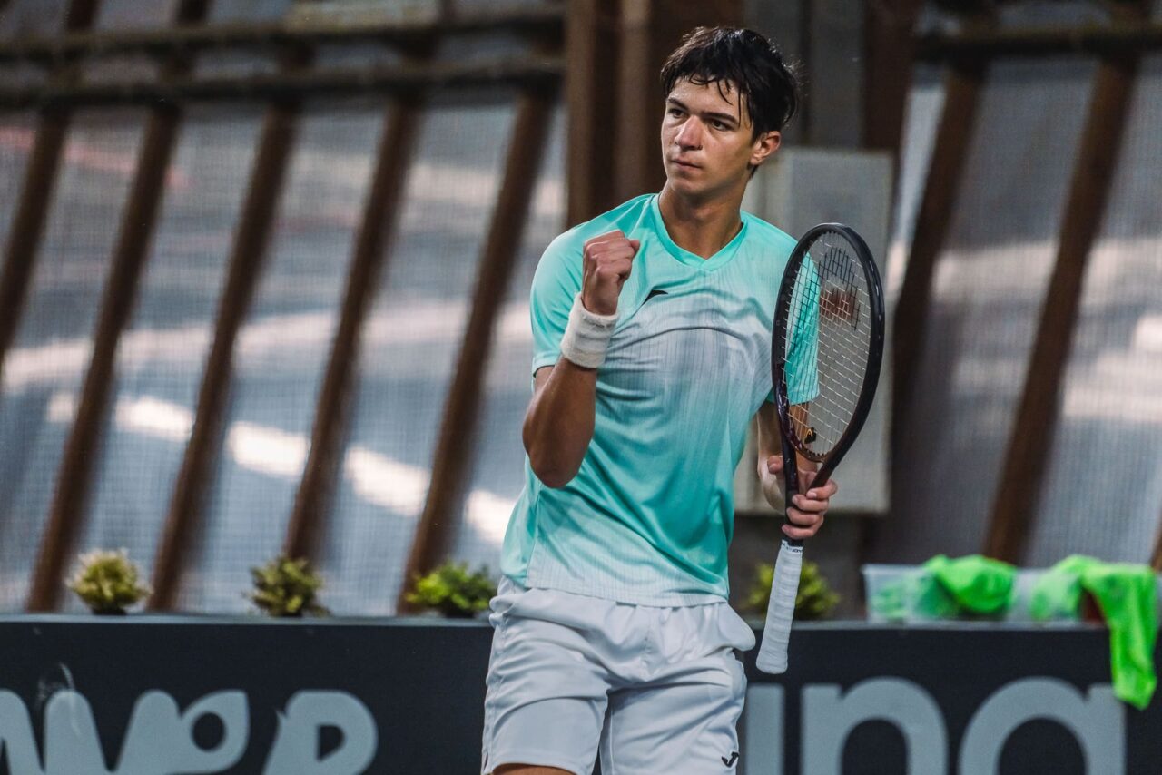 Tiago Pereira estreia-se em meias-finais Challenger e entra no top 300