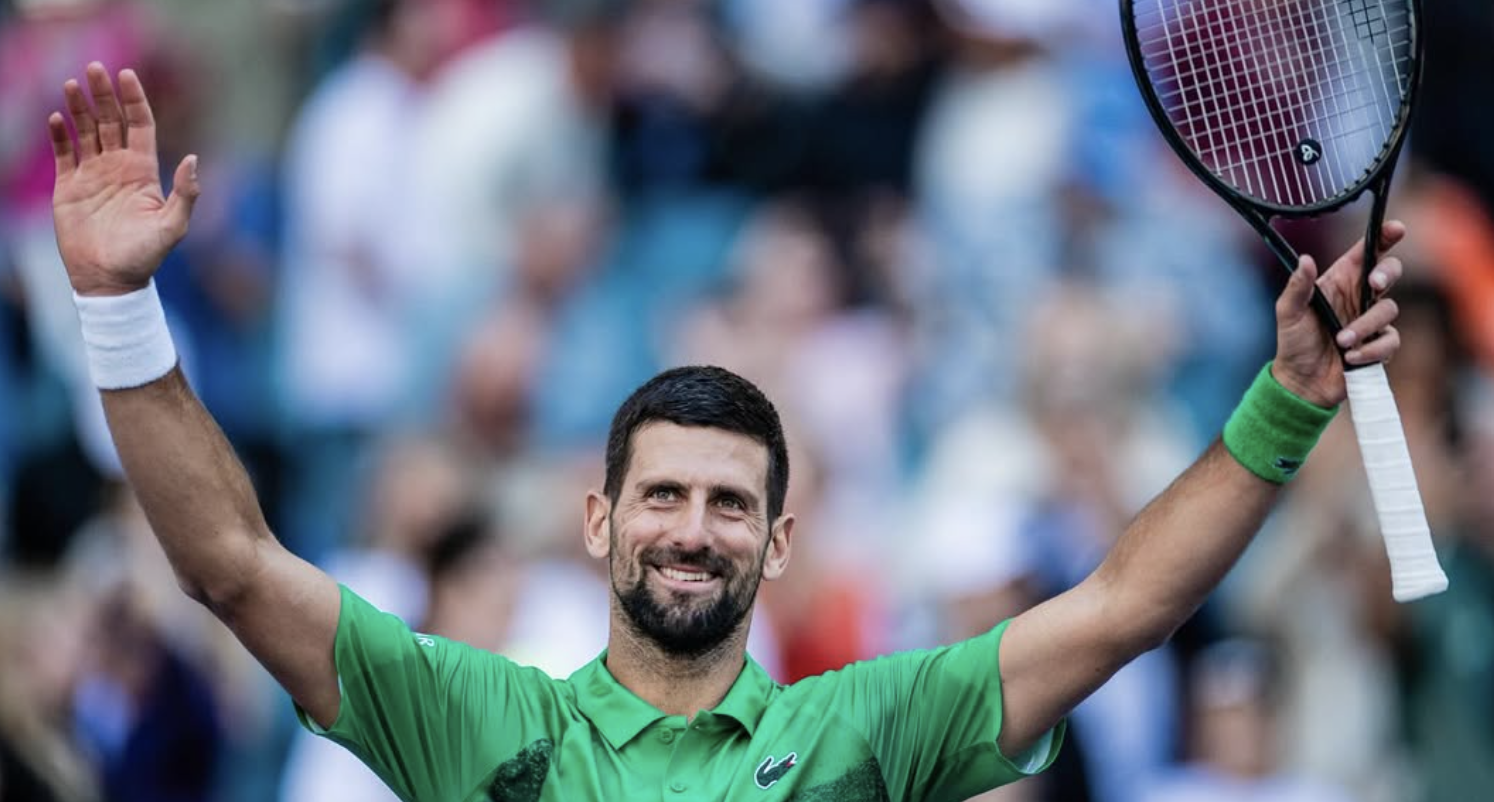 Novak Djokovic arrasa e regressa aos quartos de final em Miami