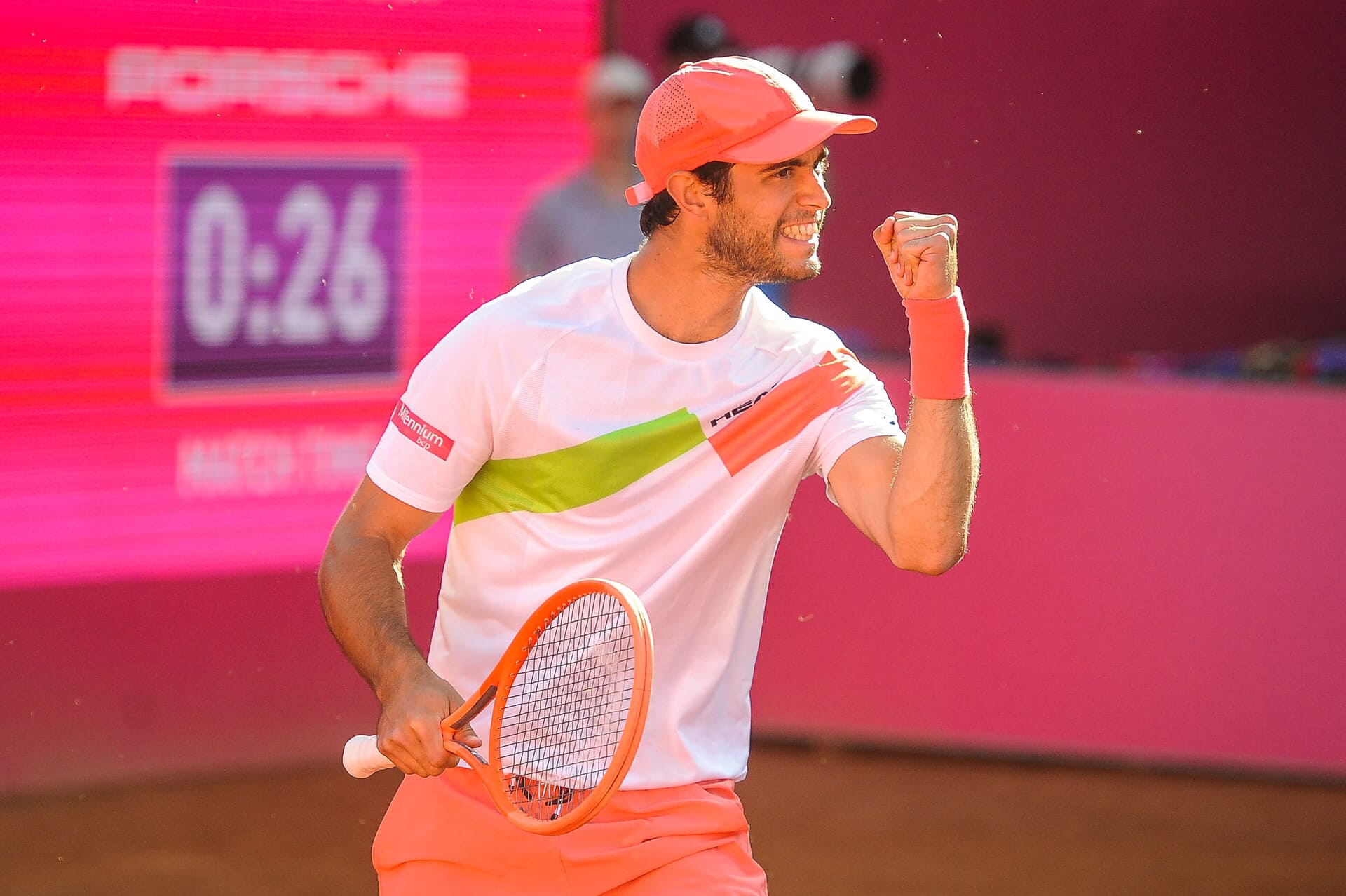 Borges é o primeiro homem português a vencer um top 10 em Grand Slams e a chegar à 3.ª ronda em ...