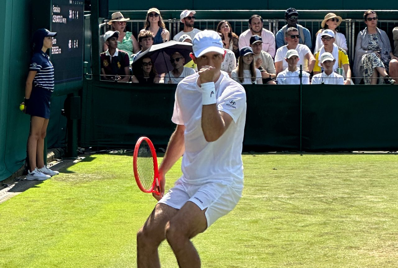 Nuno Borges elimina top 20 e vence pela primeira vez em Wimbledon rumo ...