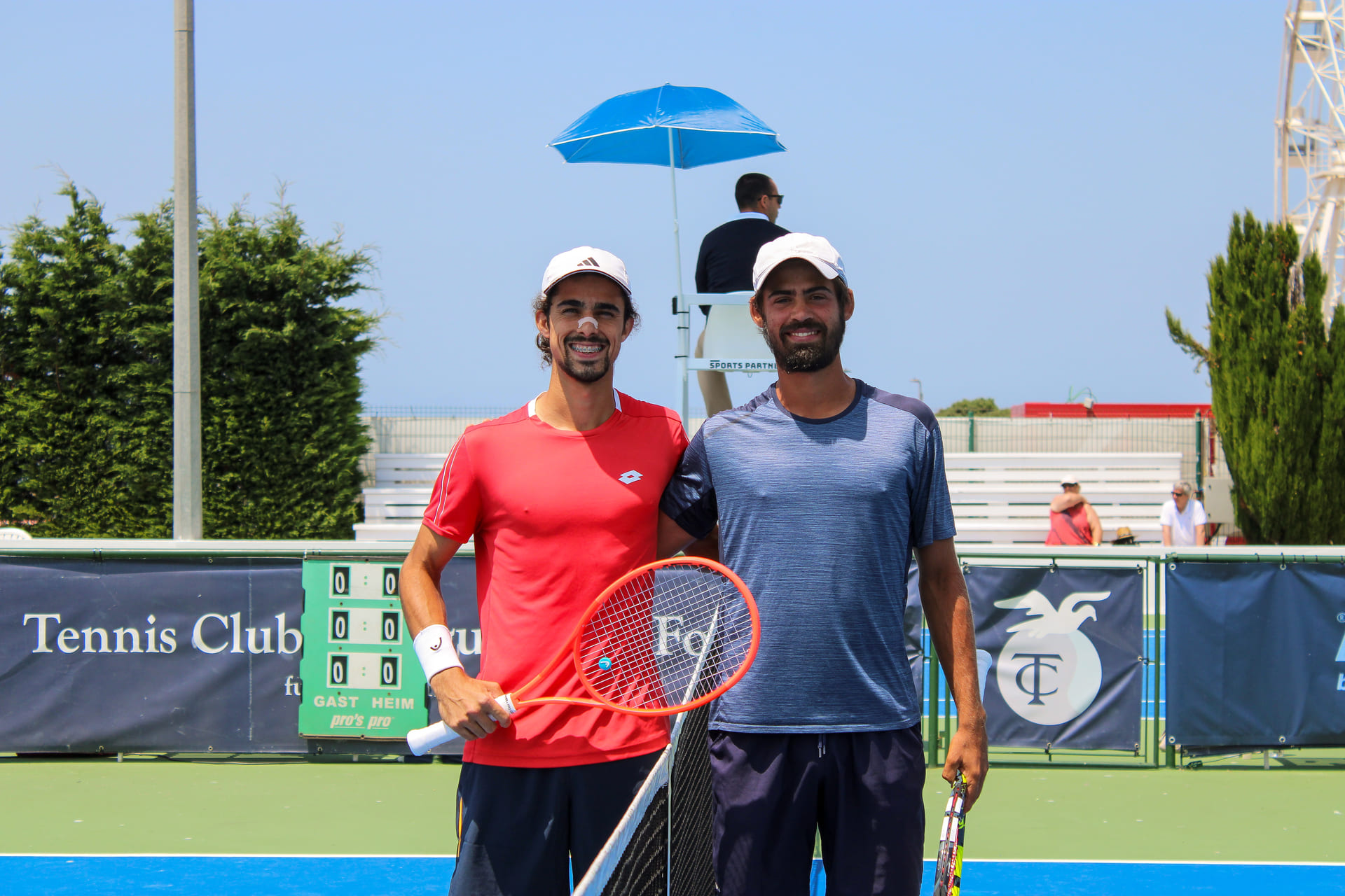 Daniel Batista impõe-se ao parceiro de pares na Figueira da Foz e ...