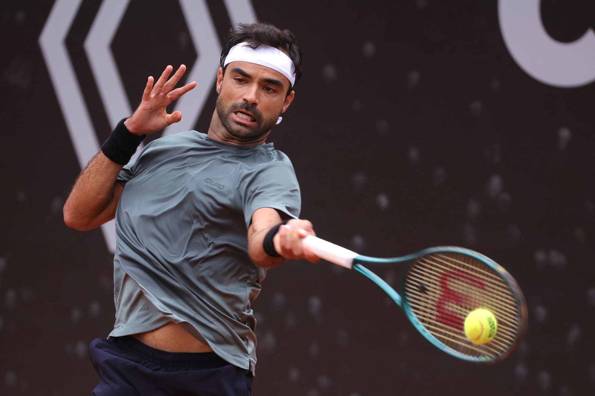 Frederico Silva supera primeira ronda em Suzhou com reviravolta