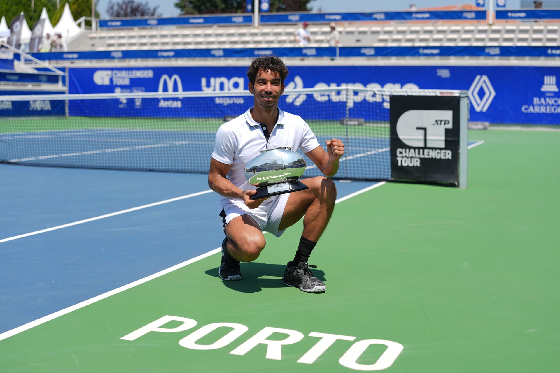 Moez Echargui venceu maior título na "segunda casa" e provou que "nunca ...