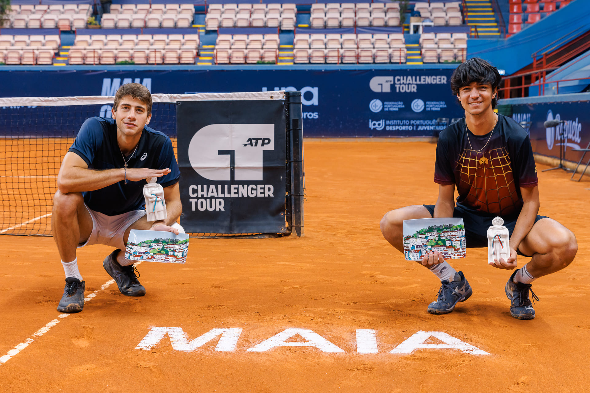 Tiago Pereira inaugura palmarés Challenger com título de pares no Maia Open